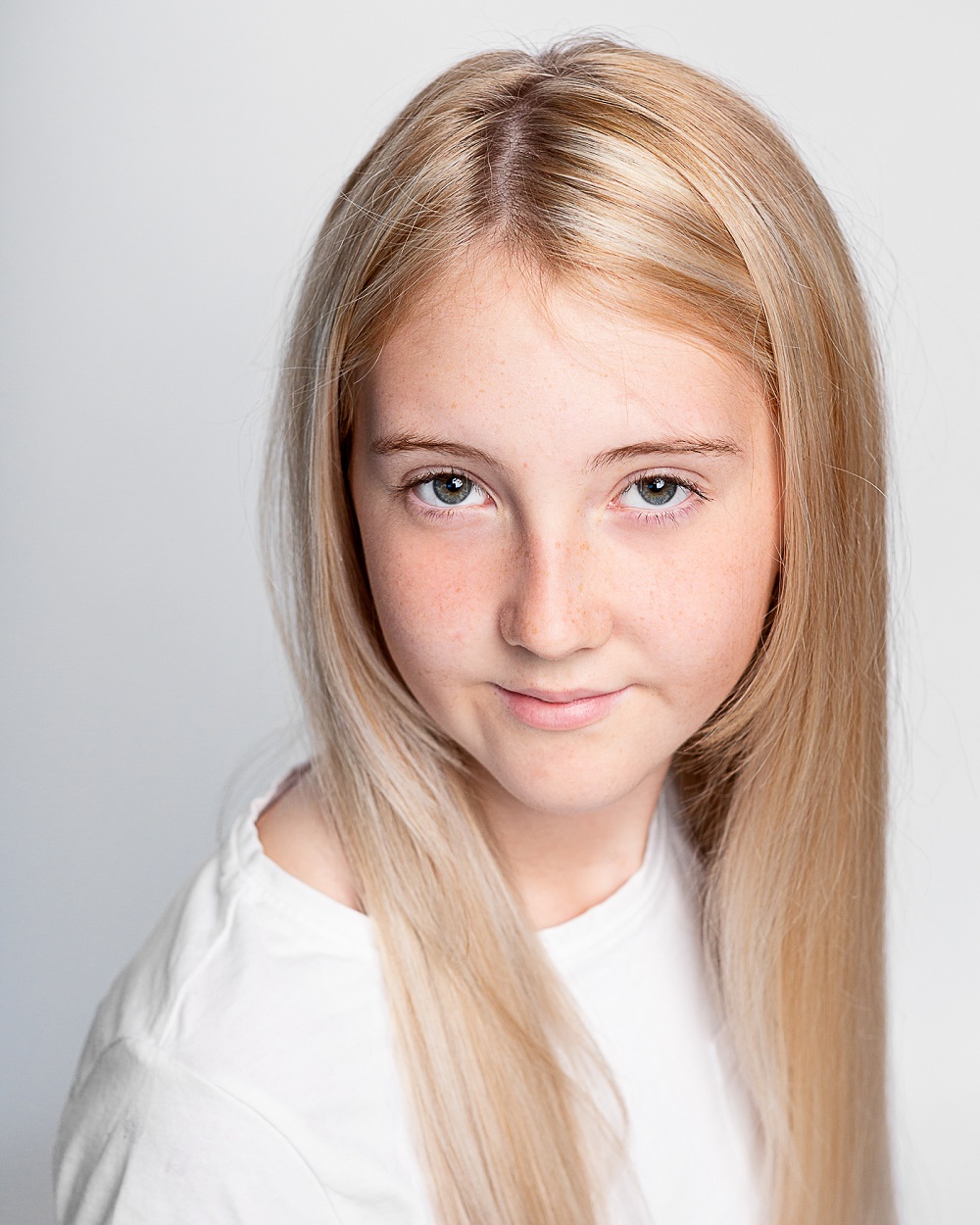 Annie -Elsie Brennan - Allstars Casting